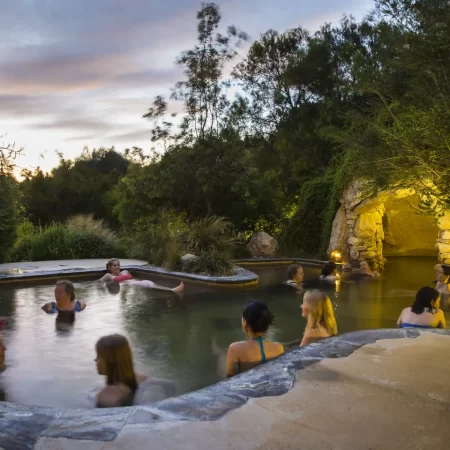 Peninsula Hot Springs Tour
